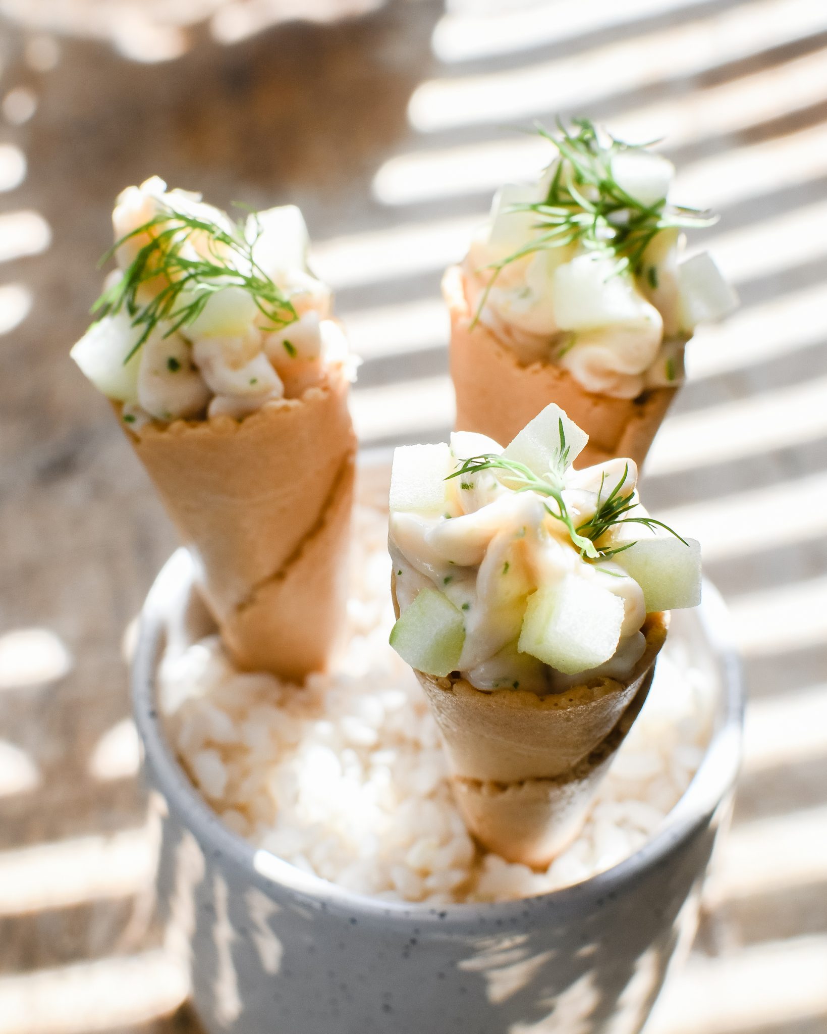 Amuse voor Pasen: hoorntjes met zalmmousse - So Celebrate! - vier de ...